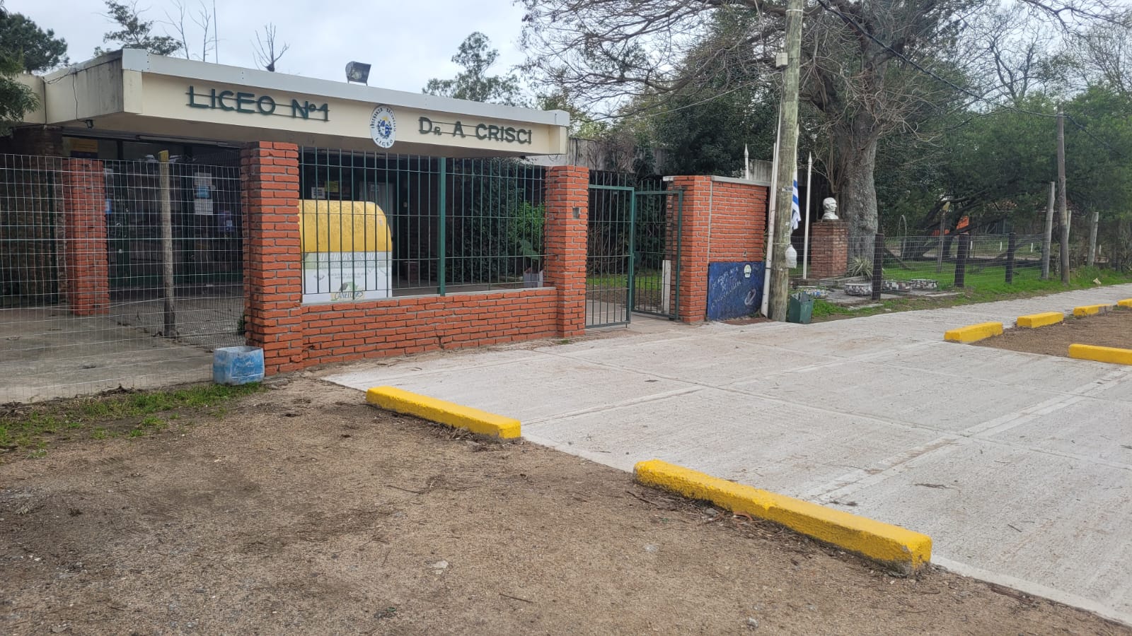 Liceo N° 1 de Atlántida - "Doctor Alfredo Crisci"